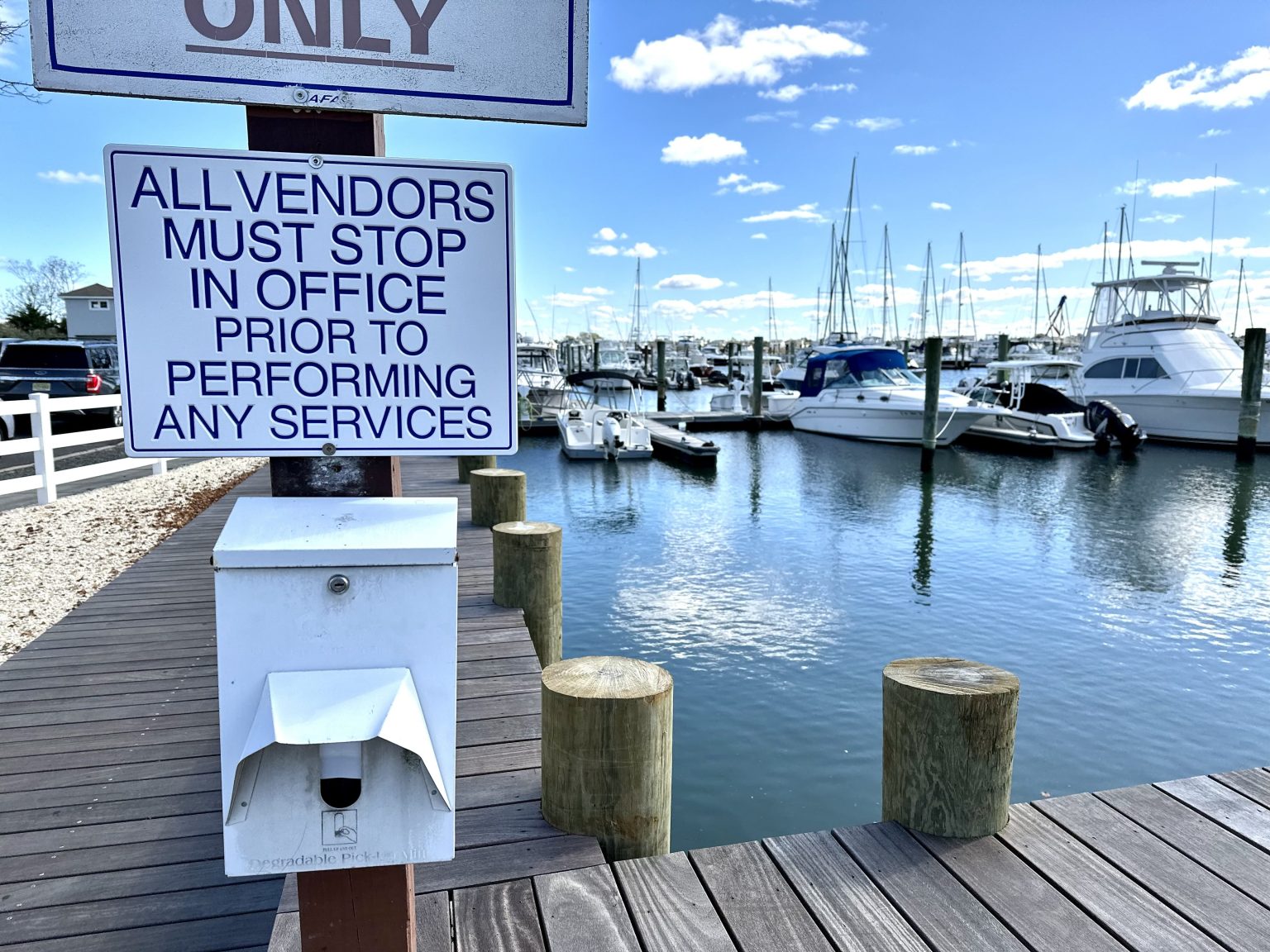 Work Here – High Bar Harbor Yacht Club
